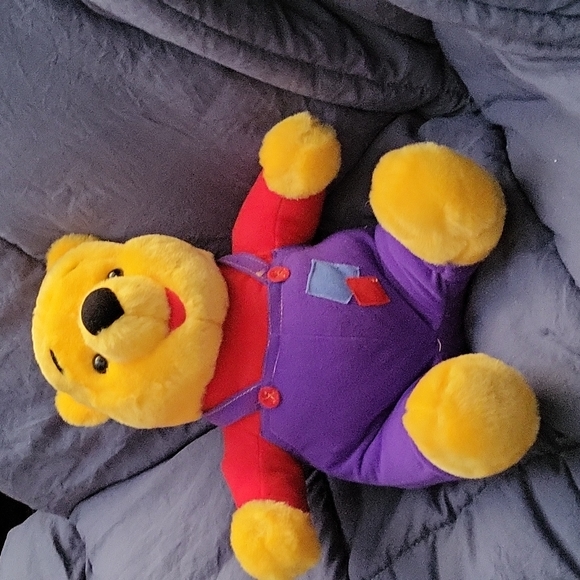 Disney | Toys | Vtg 97 Disney Hug N Wiggle Giggle Winnie The Pooh ...